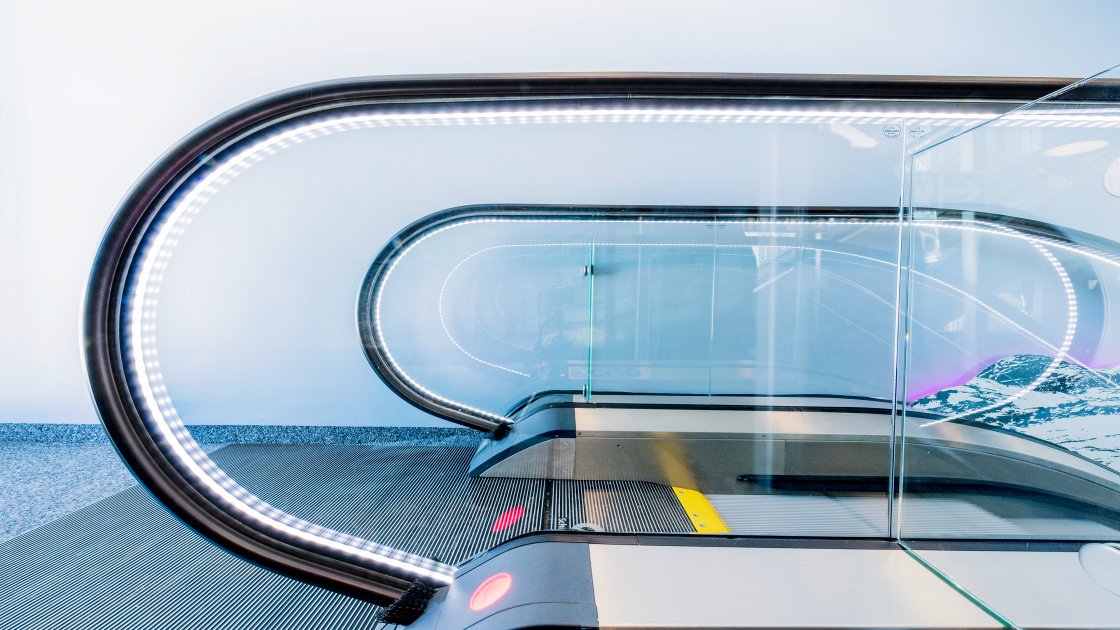 Escadas e tapetes rolantes | Schindler Portugal